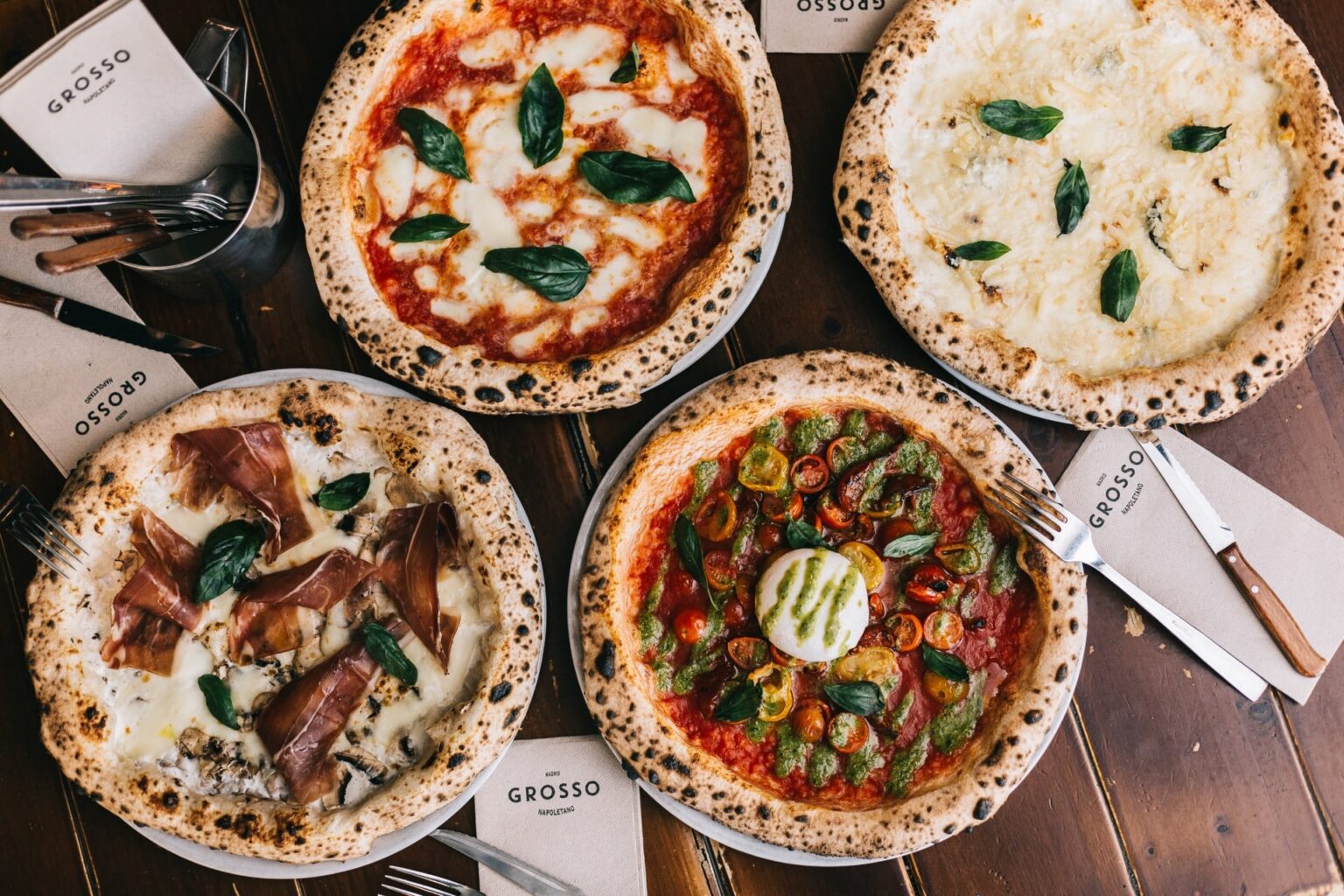 Grosso Napoletano agrega Just Eat y Uber Eats
